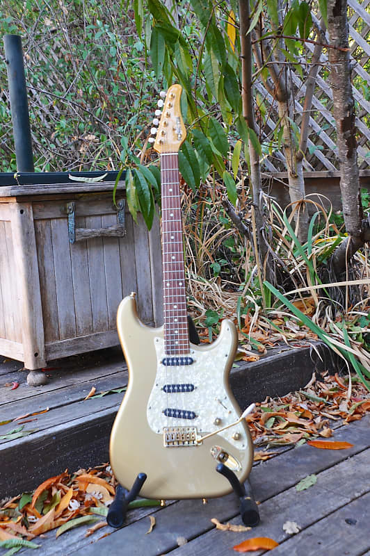Schecter Gold Strat Style guitar | Reverb