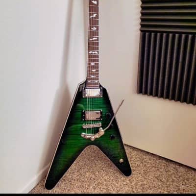 Firefly Flying V - Green Flame Burst (Real Bat Inlays) | Reverb