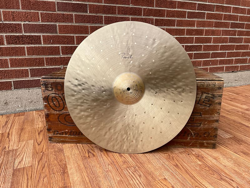 22" Paiste Signature Traditional Extra Light Ride Cymbal | Reverb
