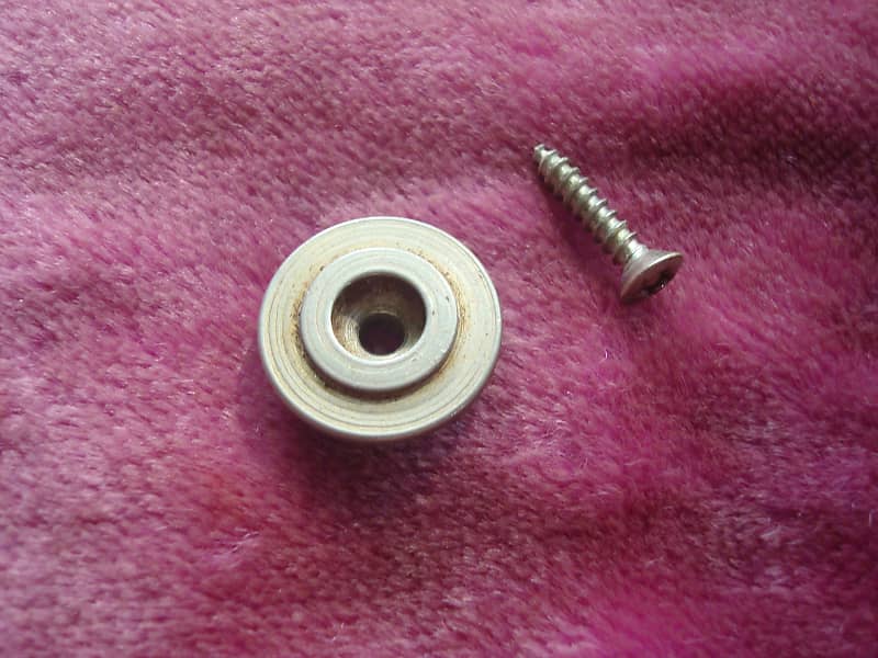 Vintage 1963 Pre-CBS Fender P-Bass String Tree Precision | Reverb UK