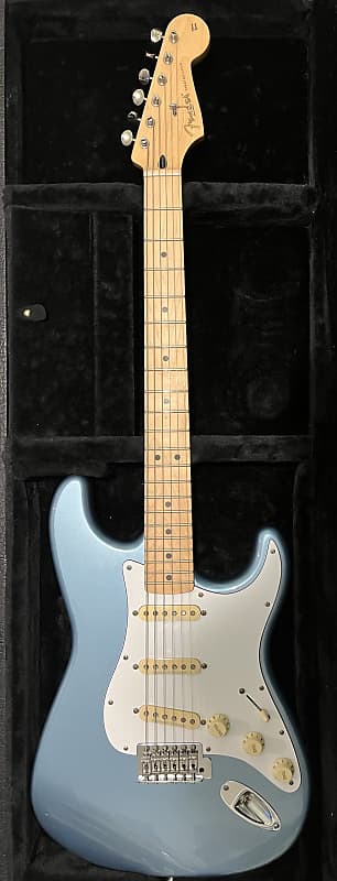 Fender Stratocaster 2016 Ice Blue Metallic | Reverb