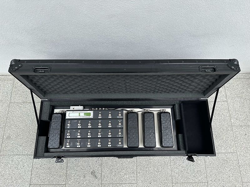 Fractal Audio Systems MFC-101 MIDI Foot Controller | Reverb Australia