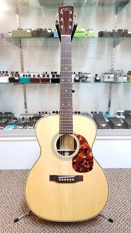 used Recording King RO-328 with Gig Bag | Reverb