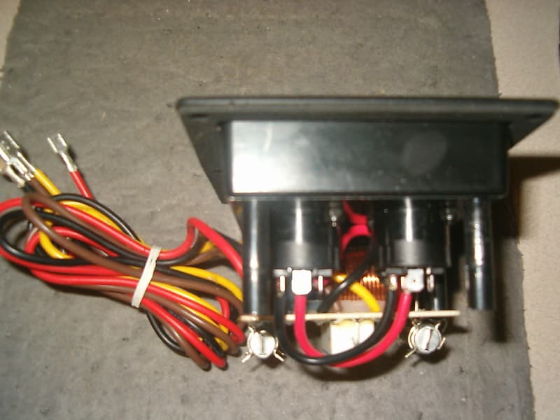 Electro-Voice (Eliminator I) -Speaker Crossover Assembly Electro-Voice (Eliminator I) -Speaker Crossover Assembly
