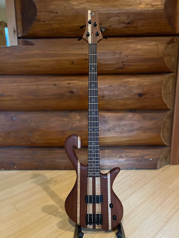 May Custom Basses DCSM4 | Reverb