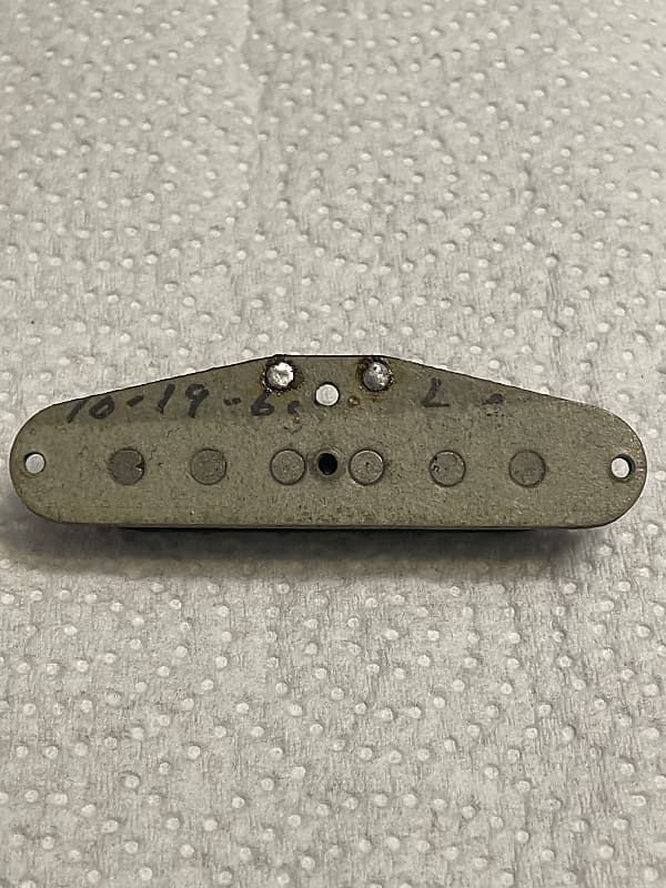 Stratocaster 1965 - Grey bobbin Neck Pickup Original | Reverb UK