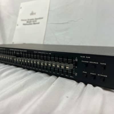 dbx Model 2015 Stereo Graphic Equalizer | Reverb