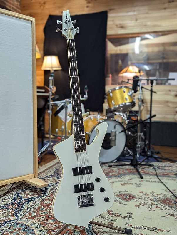 Ibanez ICB300 Iceman Bass 1990's-2000's - White | Reverb