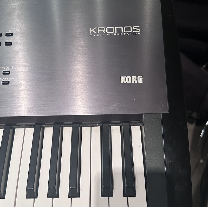 Korg KRONOS 73-Key Digital Synthesizer Workstation 2014 - | Reverb UK