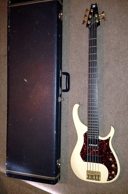 Modulus Q5 quantum five string bass guitar made in the USA | Reverb