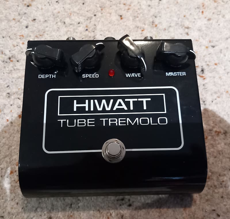Hiwatt Tube tremolo 2010-present - Black | Reverb UK