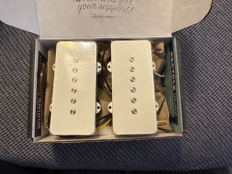 Jazzmaster Pickups- White | Reverb