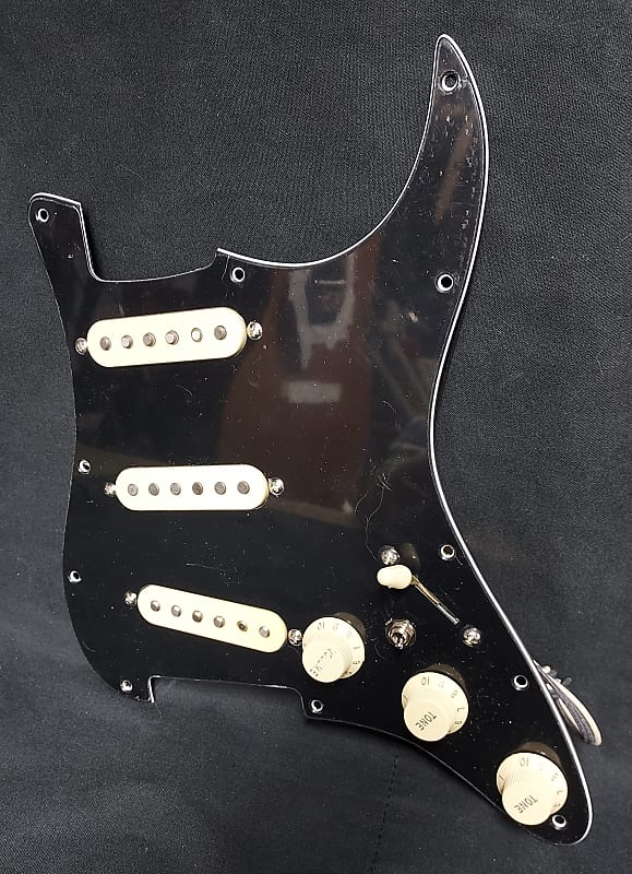 Rock'n R Guitars Loaded SSS "SRV Look" Pickguard W/GM Premium | Reverb
