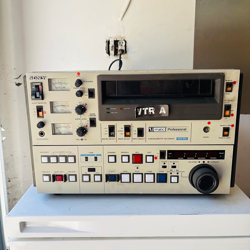 Vintage Sony BVU-820 Professional Videocassette Recorder | Reverb