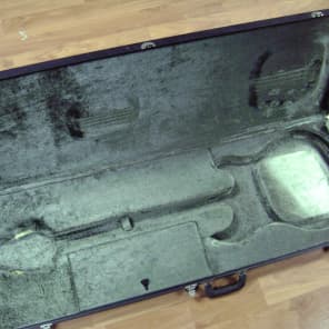 Guild SB-202 1982 Black | Reverb