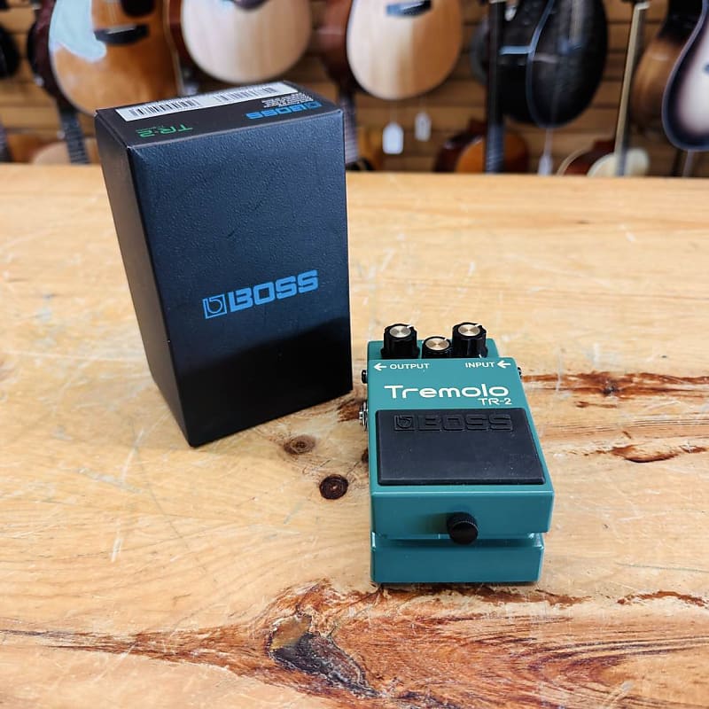 Boss TR-2 Tremolo Pedal w/ Box | Reverb