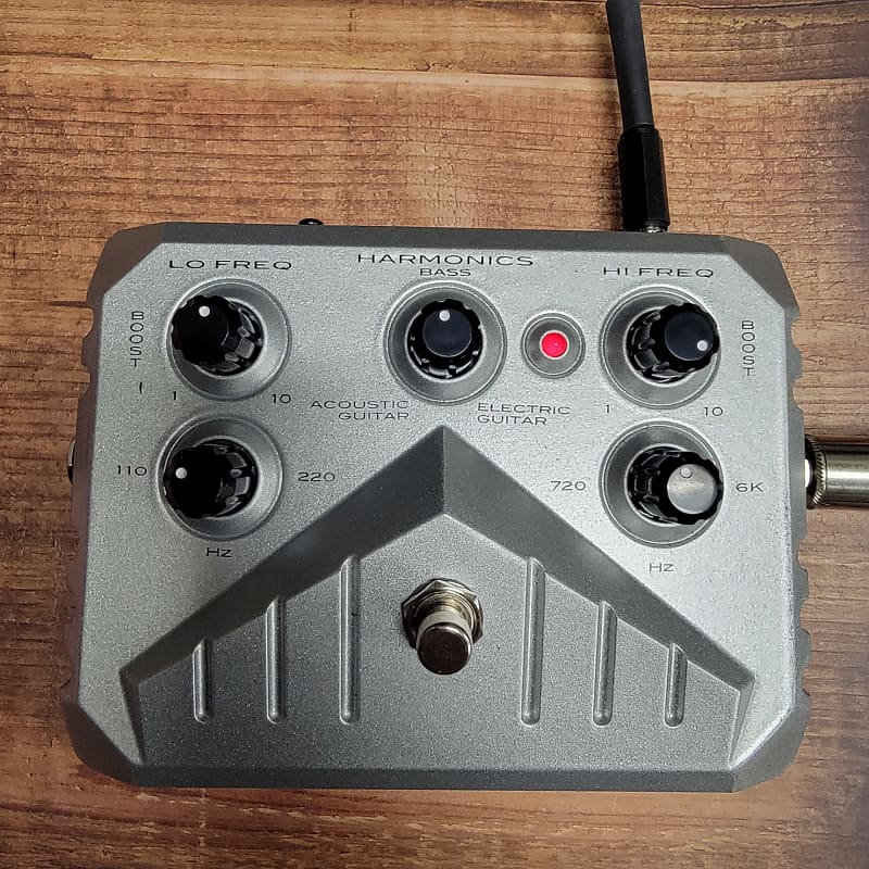 Aphex Exciter 2000 Silver | Reverb