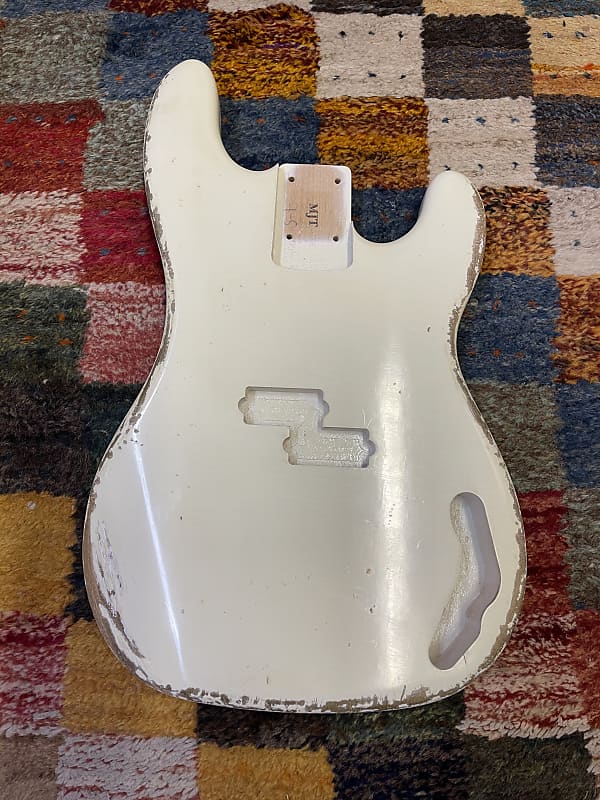 Mjt Precision Bass Body Reverb