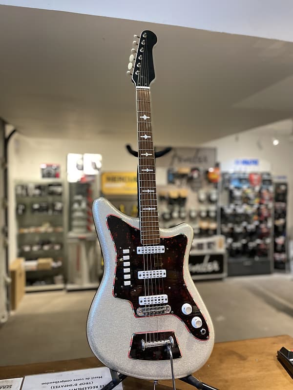 Eko 500 V3 60'S - SILVERSPARKLE | Reverb UK