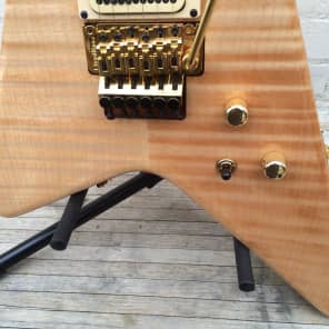 Carvin V220 Custom Shop Electric Guitar Floyd Rose OHSC Made | Reverb