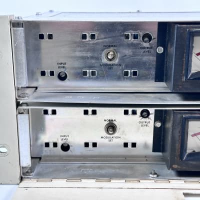 CBS Laboratories FM Volumax 411 Stereophonic Peak Limiter | Reverb