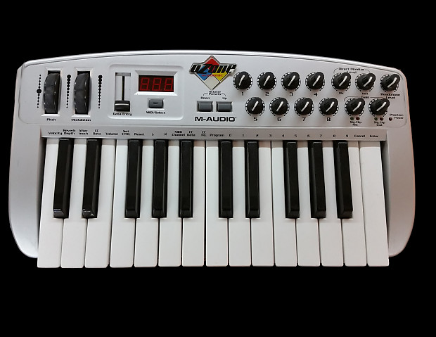 M-Audio Ozone 25 Key Midi Keyboard | Reverb