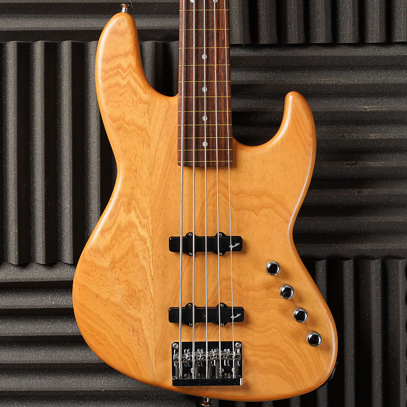 Fender JBV-95R Fretless 1988 - Vintage Natural | Reverb