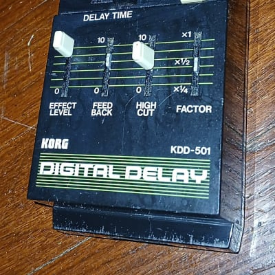 Korg PME-40X Professional Modular Effects System Pedalboard | Reverb