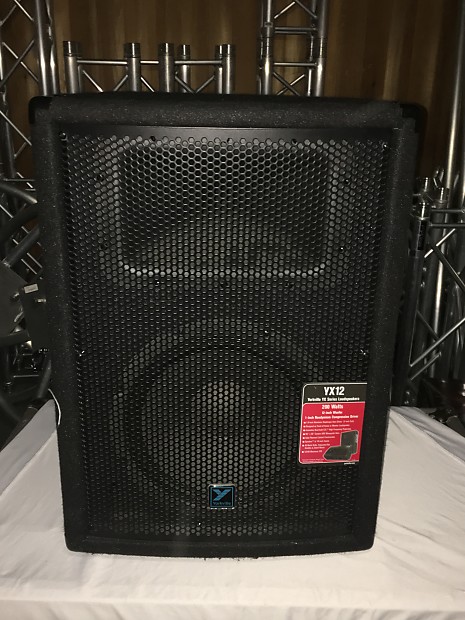 Yorkville YX12 | Reverb