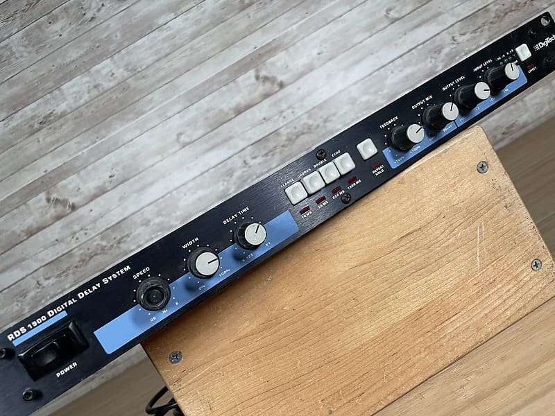 Digitech RDS 1900 Digital Delay System Rack 1U | Reverb