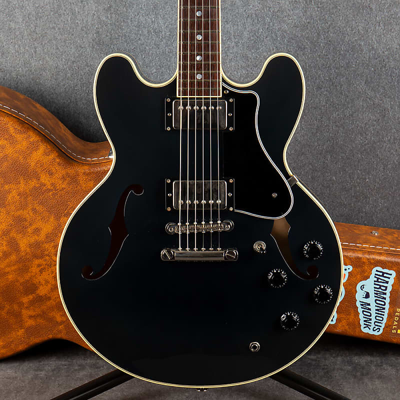 FGN Masterfield - Black - Hard Case - 2nd Hand | Reverb