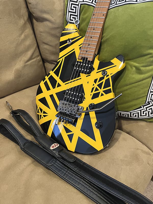 EVH Special Custom 2020 - Yellow black | Reverb
