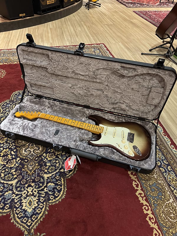 Fender American Ultra Stratocaster Left-Handed with Maple | Reverb UK
