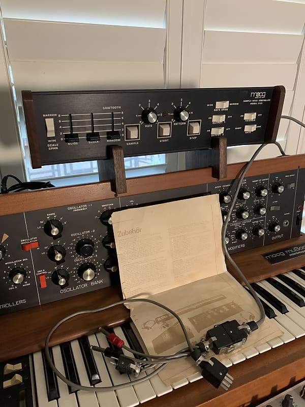 Moog Model 1125 1975 Sample-Hold Controller w/ Extras | Reverb