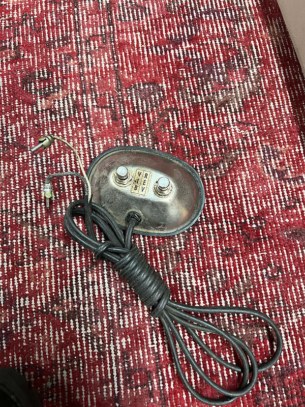 Fender footswitch vintage chrome Amp Vibrato and Reverb | Reverb