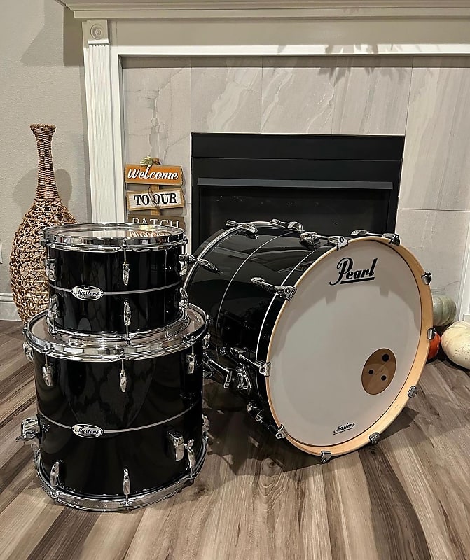 Pearl Masters Maple Custom Black Quicksilver | Reverb