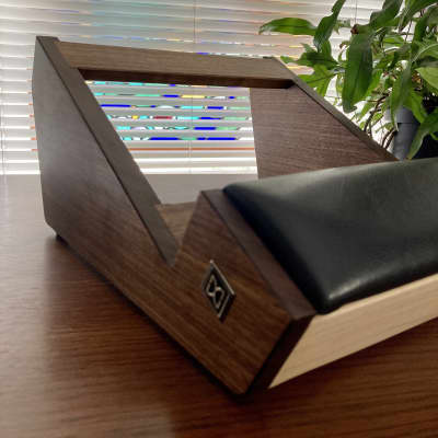 Akai MPC ONE Stand Walnut | Reverb Canada