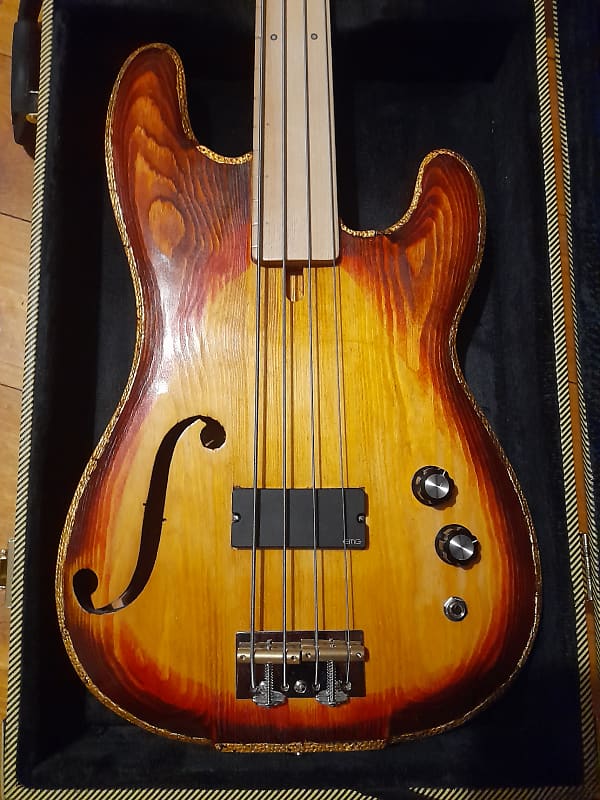 Precision Retrò Bass 2023 Relic Sunburst | Reverb