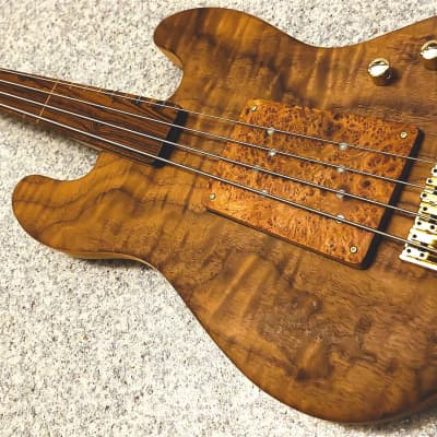 Zerberus Crow Bass #001 handcrafted in Germany. | Reverb Deutschland