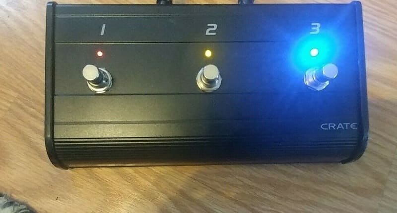 Crate CFP-3 3 button footswitch Black | Reverb