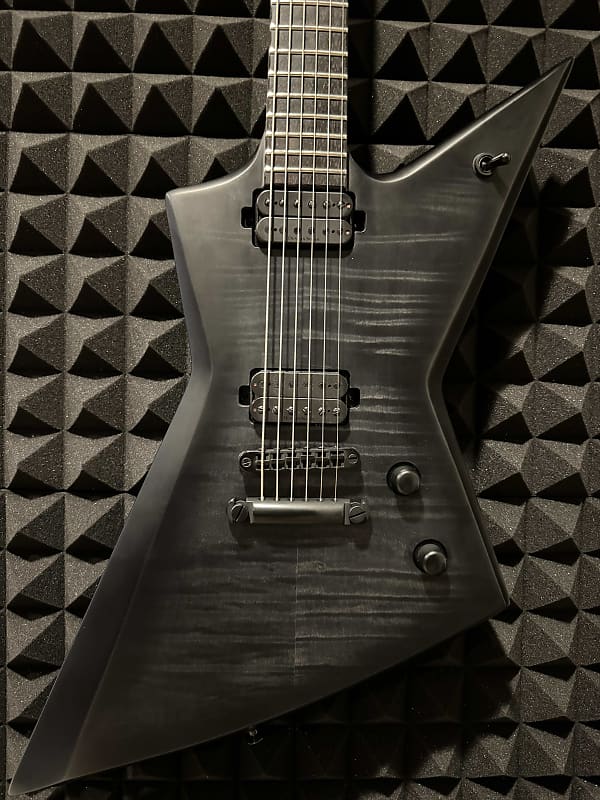 Solar E2.6FBB-27 Baritone 2023 - Flame Black Burst (FBB) | Reverb