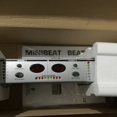 Behringer Beat 800 beat counter phono preamp 2000s Silver | Reverb