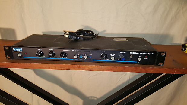 MXR Digital Time Delay 320 ms Rackmount 1980 Black | Reverb