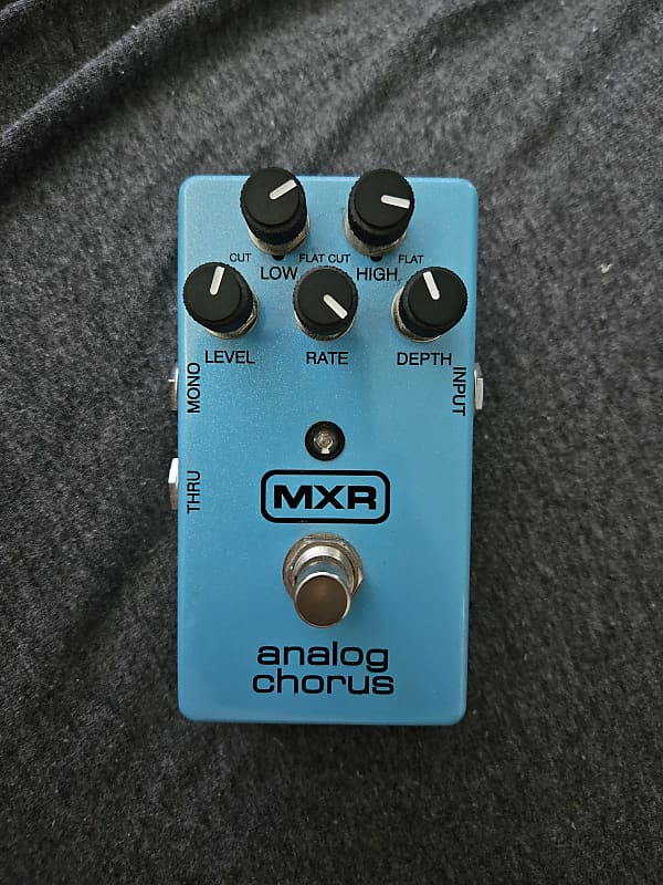 MXR Analog chorus | Reverb