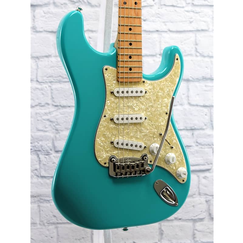 G&L Legacy - USA - Seafoam Green - Hard Case | Reverb