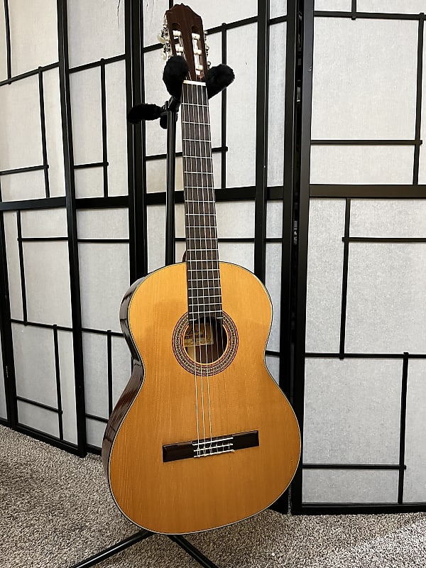 Aria AC-18 1970s Classical Guitar | Reverb