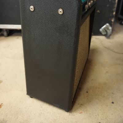 Supro S6616 Trojan 1960s | Reverb