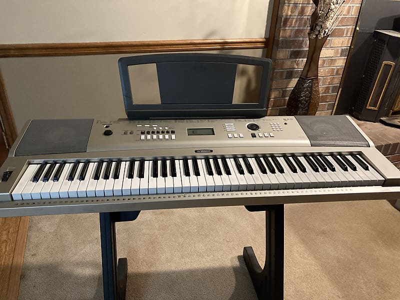 Yamaha Ypg-235 portable grand piano | Reverb