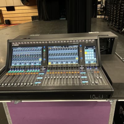 Yamaha DM7 Digital Mixer with RioD2 rack and switches | Reverb