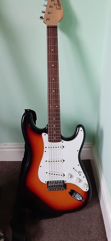 Encore Stratocaster N/K - Sunburst | Reverb UK